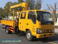 China ISUZU 600P 130hp  Powerful Crane Truck 3500kg Crew Cabin 4X2 3 Arm for sale