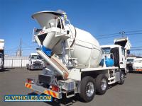 China ISUZU GIGA 6X4 380hp 8CBM Mobile Cement Mixer Truck for sale