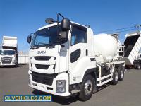 China ISUZU GIGA 6X4 380hp 8CBM Mobile Cement Mixer Truck for sale