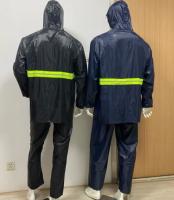 China OEM Black Mens Work Rain Coat Heavy Duty Rain Suits For Work for sale