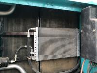 China Kobelco SK200 Original used Kobelco 135 with low price in shanghai for sale