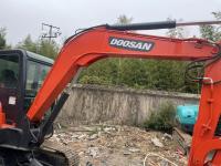 China Mini crawler hydraulic excavator Doosan 55 small digger used machinery second hand compact excavator mini digger price for sale