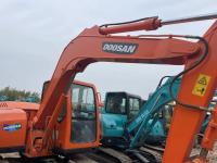 China Used machinery Doosan DX75 small digger used rubber track mini excavators excav hand for sale