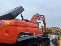 China dossen in stock excavator used doosan dx300 with cheap price on sale for sale