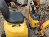 China 1ton used mini excavator komatsu pc10 second-hand excavator in japan for sale