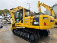 China Used machinery komatsu pc200 excavator second-hand excavating machinery for sale