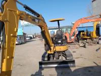 China Used  mini excavator  CAT303 without driving cab hand earth digger China mini digger for sale