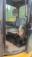 China Used  mini excavator  CAT303 with driving cab  hand earth digger China mini digger for sale