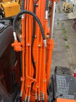China 12.5 Ton Original Used Hitachi Excavator Zx130 Used Hydraulic Crawler Excavator for sale