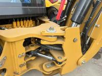 China Used Excavator Caterpillar CAT420F Road Painting Machine / Secondhand Japan Tractor Road Machinery Engine  In Good Condition for sale