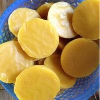 China GMP Pharmaceutical Pure Organic Beeswax Pellets For Food Cosmetics Pesticides Free for sale