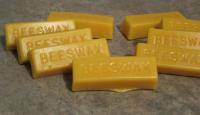 China Hand Poured 100% Organic Beeswax for sale