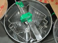 China 3 Frame 4 Frame Bee Honey Extractor Mannual Or Electric Honey Spinner With Stand for sale