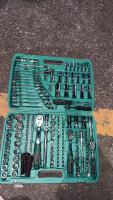 China 216PCS Industrial Grade Socket Wrench Set, Chrome Vanadium Steel, 72T Ratchet Handle, Multi-Drive (1/4