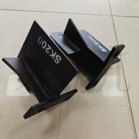 China Excavator Mud Scraper Plate Wear Resistant Alloy Steel For Kobelco SK200 Series Excavator Chassis Mud Guard for sale