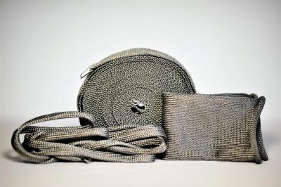 China 0.9mm Thickness 1000g/m2 Stainless Steel Metal Fiber Fabric Corrosion Resistant Knitted Woven for sale