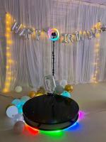 China Automatic 360 Video Photo Booth Adjustable With Ring Light Slow Motion Spin for sale