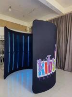 China Led Light Portable 360 Photo Booth Enclosure Backdrop For Party for sale