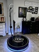 China Automatic 360 Photo Booth Machine Slow Motion Rotating Selfie Platform for sale