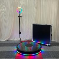 China LED Infinite Selfie Photo booth 360 Tempered glass Motion Platform for sale