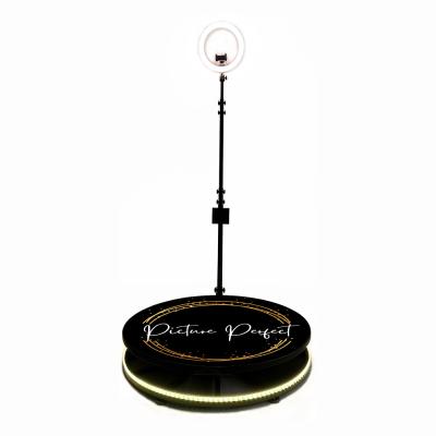 China Portable Manual 360 Photo Booth Rotating 3D Camera Booth Round Base for sale