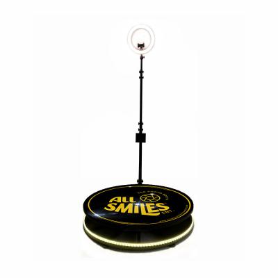 China Customized 360 Video Photo Booth Equipment Rotating For Wedding for sale