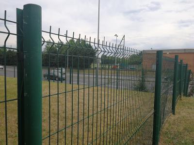 China 3d Curvy Galvanized Welded Wire Mesh Fence 3D Triangle Mesh for sale