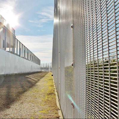 China 358 Anti Climb Security Fence With Spikes Safety Barrier for sale