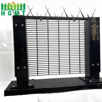 China 6Ft Hot Dipped Galvanized 358 Mesh Prison Security Fence for sale