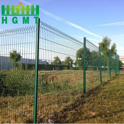 China 50X200mm Powder Coated Curved Welded Wire Mesh 3D Bending Fence Panel For Farm for sale