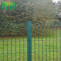 China Green Eco-Coated V Mesh Fence For Farm Livestock Separation for sale