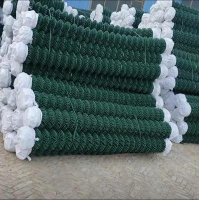 China Hot Dipped Galvanized Cyclone Wire Mesh Fencing 8 Ft Roll Pvc For Philippines for sale