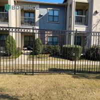 China 6 Foot Metal Garden Iron Fence Panels Outdoor Metal Steel Tubular Fences Modern Wrought Iron Zinc Steel Fence for sale