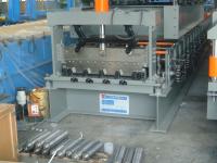 China High Speed Running Customized Sheet Metal Decking Roll Forming Machine Controled by PLC System for sale