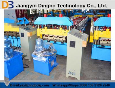 China Wall Panel Roof Panel Roll Forming Machine With Touch Screen PLC Control System for sale