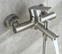 China Ceramic Disc Stainless Steel Bath Faucet With 5.5 Inches Spout Reach for sale