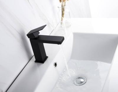 China Lead Free Non Rusting Black Hot And Cold Water Mixer For Wash Basin for sale