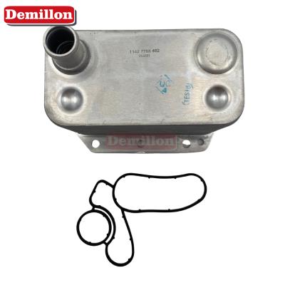 China 11427788462 Demillon Auto Parts Cooling System Engine Oil Cooler Radiator for BMW E46 E60 E61 E63 E65 E90 E91 E92 E93 for sale