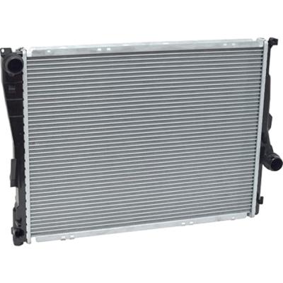China 17119071518 17119071517 Demillon Auto Parts Cooling System Engine Radiator Tank for BMW 3 Series Z4 E46 E85 E86 E89 for sale