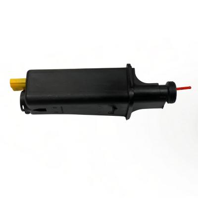 China 17117573781 17111436413 Demillon Auto Parts Cooling System Engine Coolant Expansion Tank Reservoir for BMW E46 X3 Z4 E83 E53 X5 for sale