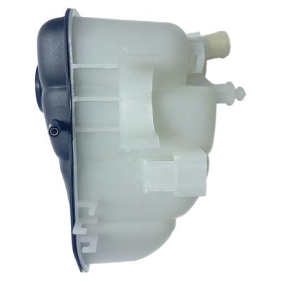 China 2035000049 Car Engine Cooling Radiator Coolant Expansion Tank for Mercedes Benz W203 C180 C200 C260 C300 C350 for sale