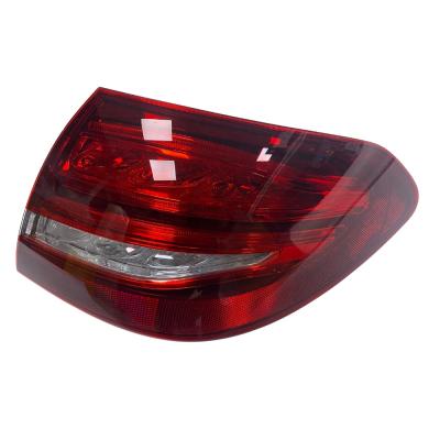 China 2059065100 2059065200 Demillon Auto Parts Electrical System Tail Light Back Tail Lamp For Mercedes-Benz W205 C200 C250 C300 C350 for sale