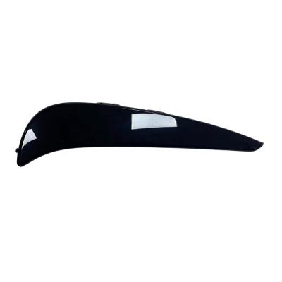 China 2068852902 2068853002 Demillon Auto Parts Front Bumper Decorative Strip for Mercedes-Benz W206 C180 C200 C220 C260 C300 for sale
