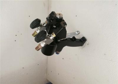 China Compact Polyurea Polyurethane Spray Gun 0.4-0.8Mpa Air Inlet 210*210*100mm for sale