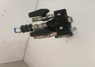 China Spec P2 Polyurethane Spray Gun 2 - 9 Kg/Min Large Working Flow Easy Handled for sale