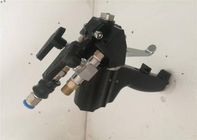 China Anti Crossover Spray Foam Insulation Equipment , Finish Spray Gun 24Mpa Max Working Pressure for sale