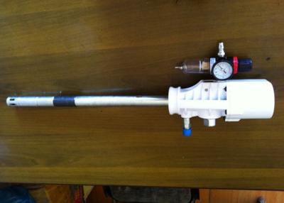China White / Black Pneumatic Grease Pump 6kg Gross Weight Suction Tube Length 420mm for sale