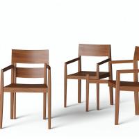 China Contemporary Wooden Dining Chairs Set of 4 with 2 Armchairs for sale