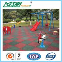 China Kids Play Rubber Playground Mats 50x50x2cm Childrens Rubber Floor Tiles Customized for sale
