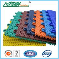 China Synthetic Badminton Court Flooring Anti Skid Rubber Playground Mats 2500N Load for sale